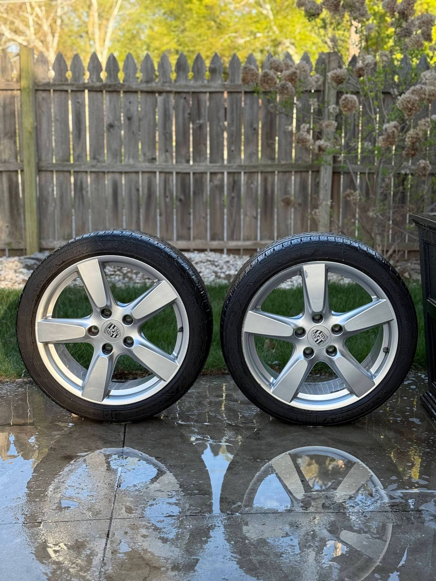 Porsche OEM Factory 19” Cayman S 981 Boxster front wheels - Rennlist ...