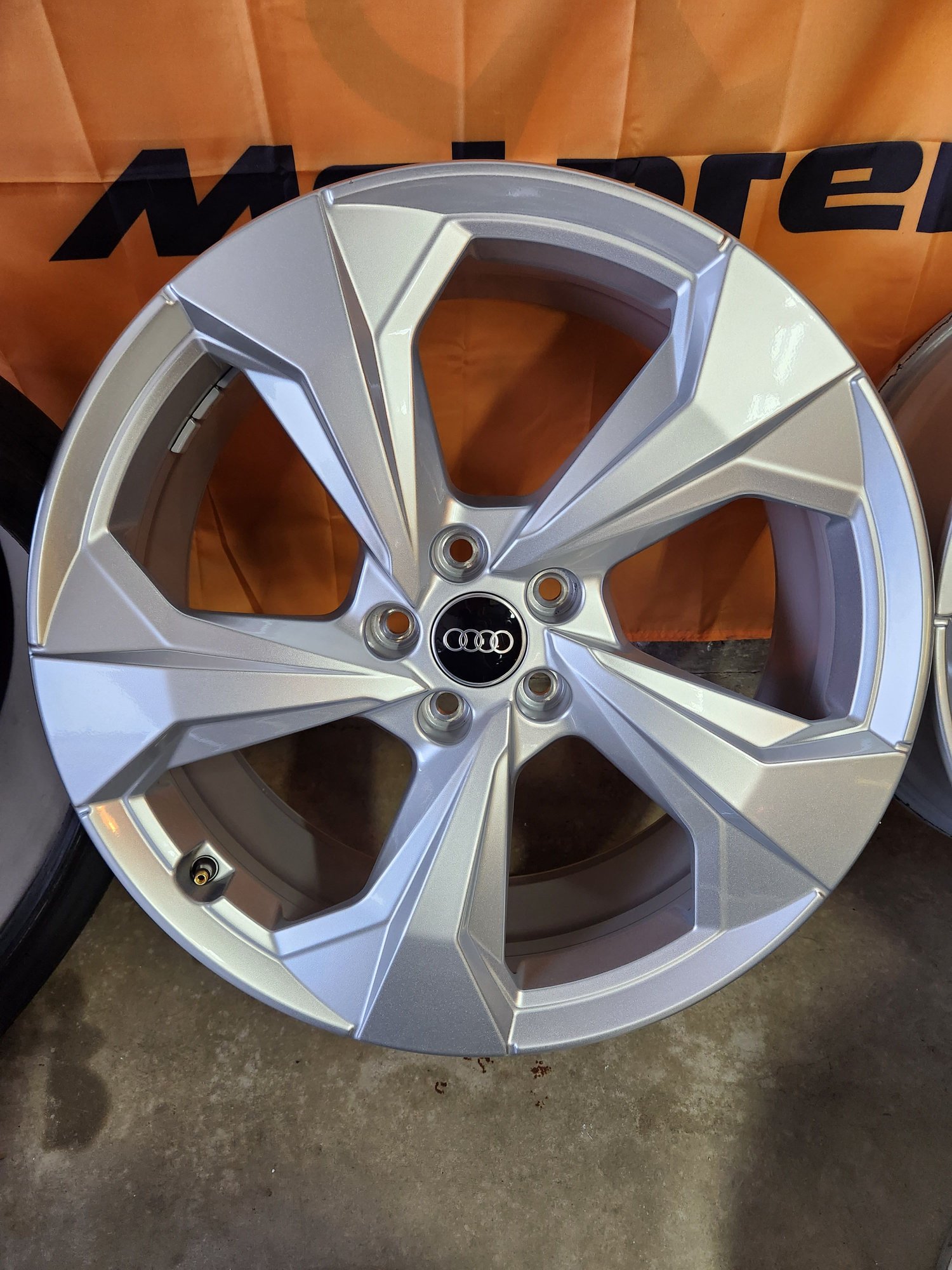 Audi Genuine OEM 20" wheels from Q5 - AudiWorld Forums