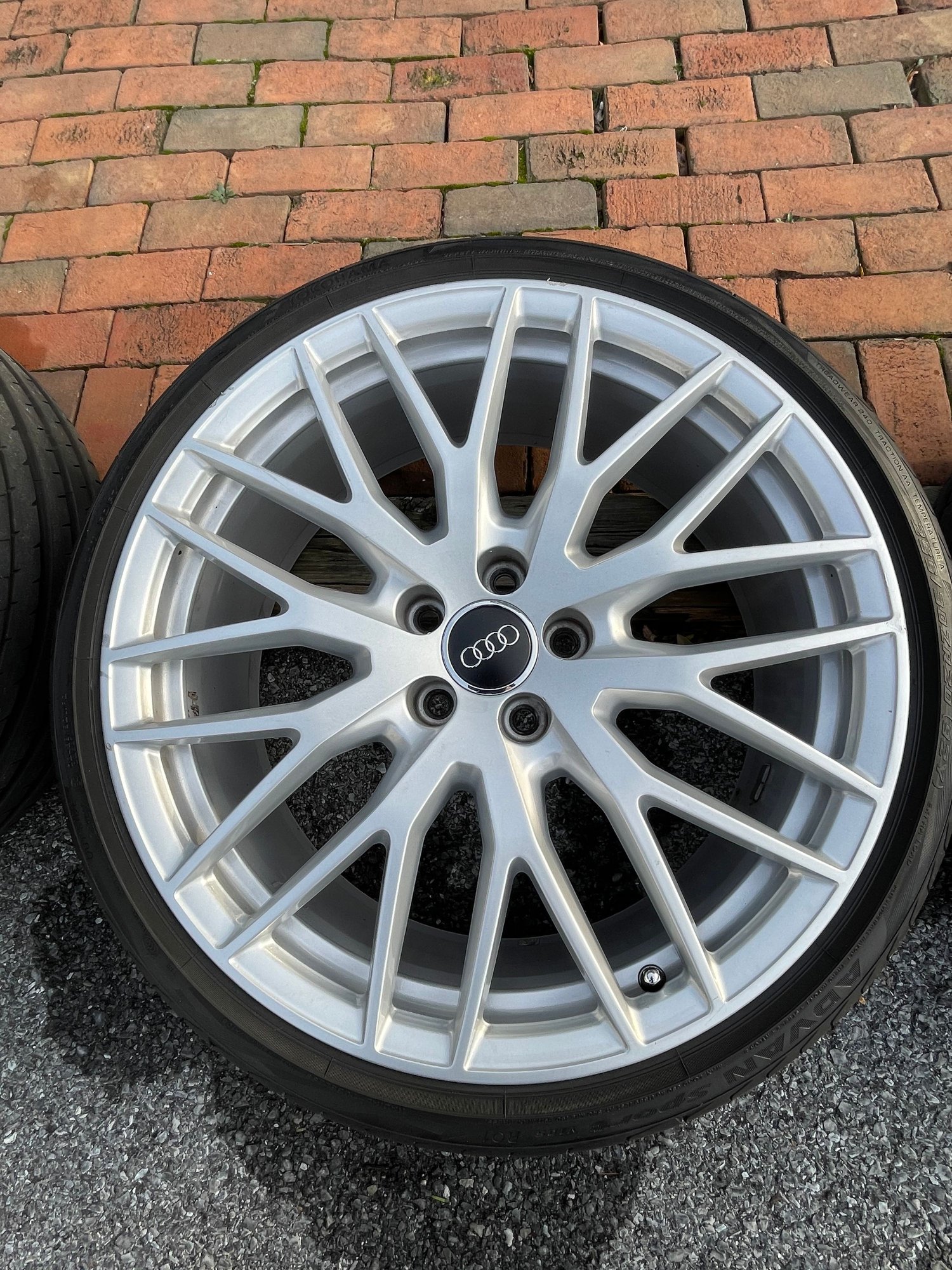 20 by 9 Audi Factory 10-Y Spoke Wheels - AudiWorld Forums