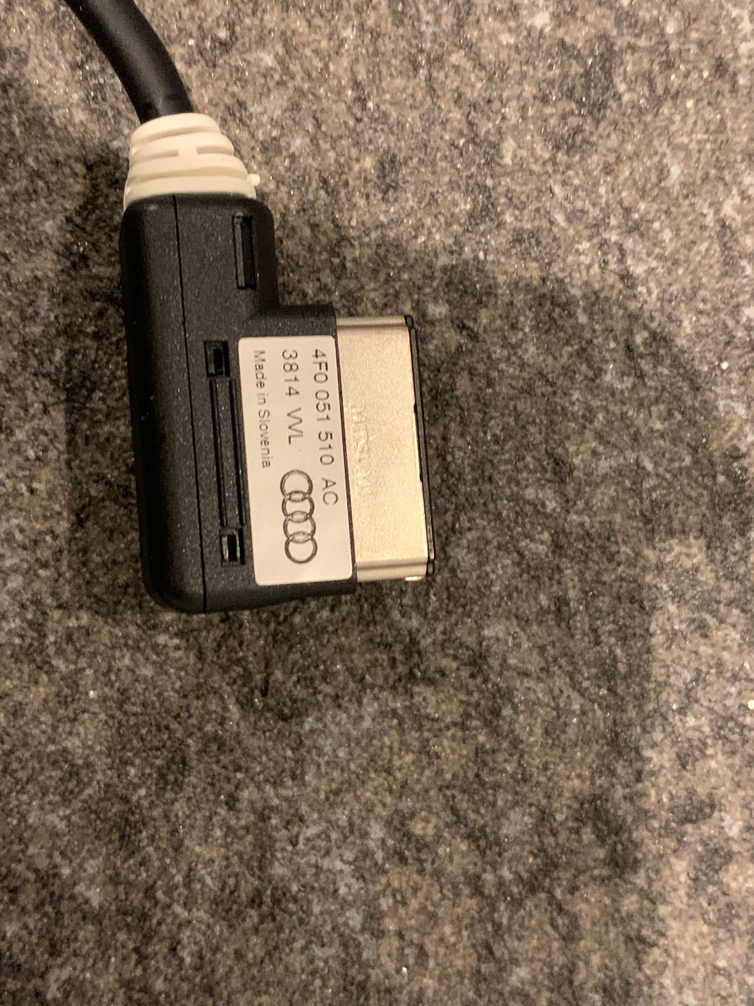 Audi OEM Iphone adapter lightning cable - AudiWorld Forums