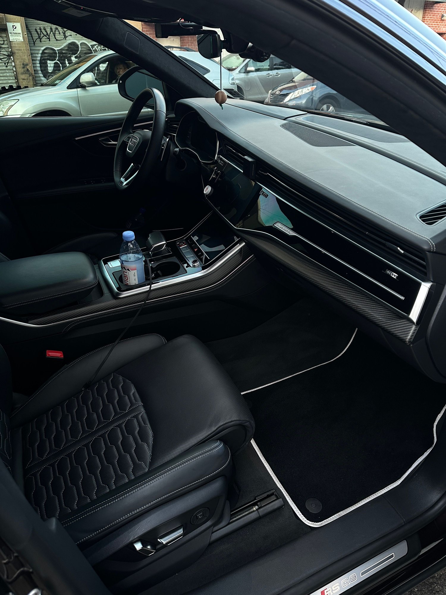 Rare color 2021 AUDI RSQ8 FS - AudiWorld Forums