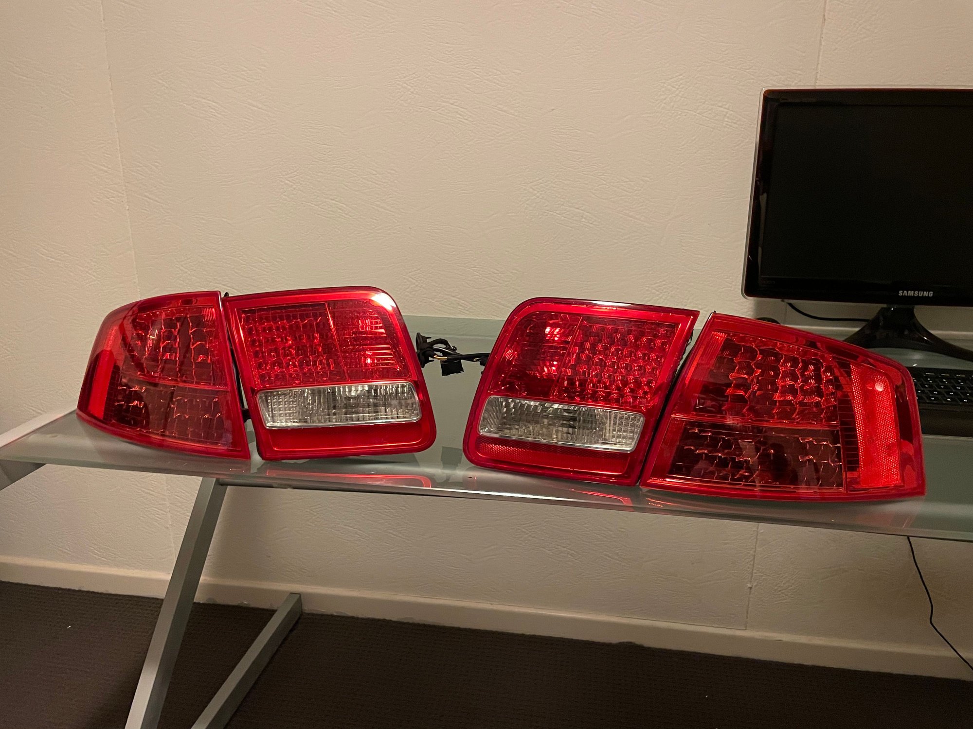 D3 4E Tail Lamps Full Set - AudiWorld Forums