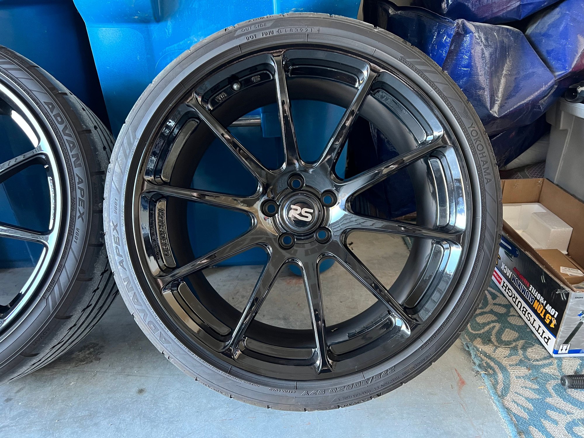 20x9.5 +25 Neuspeed RSe102 - AudiWorld Forums
