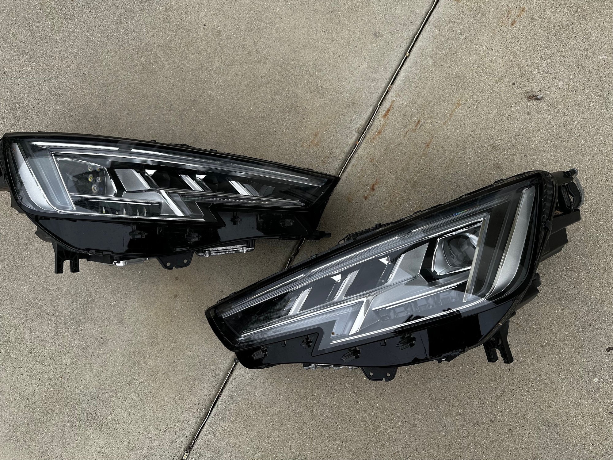 2017 B9 A4 Full Matrix LED Headlight - AudiWorld Forums