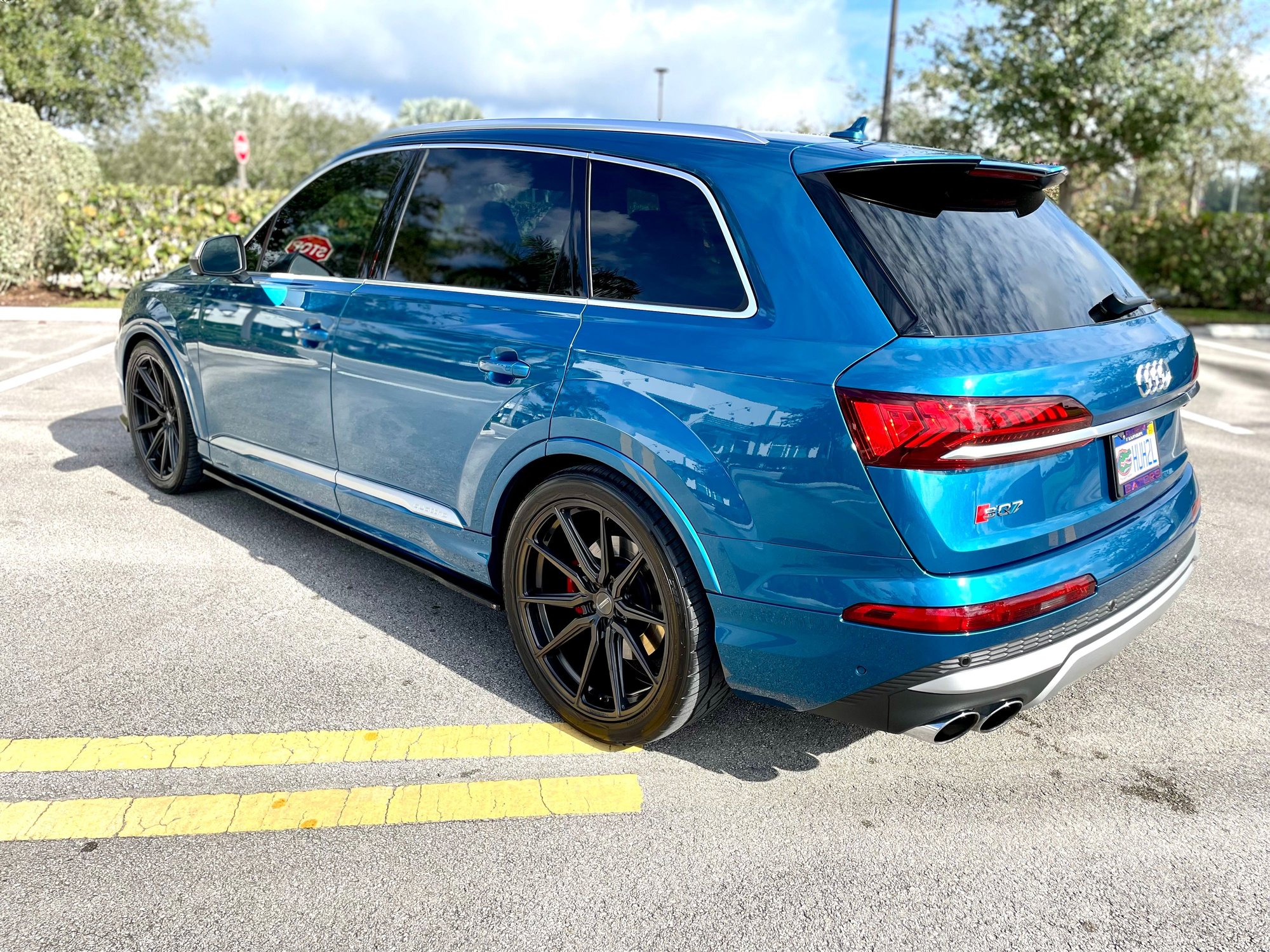 2022 SQ7 in Audi Exclusive Atoll Blue - AudiWorld Forums