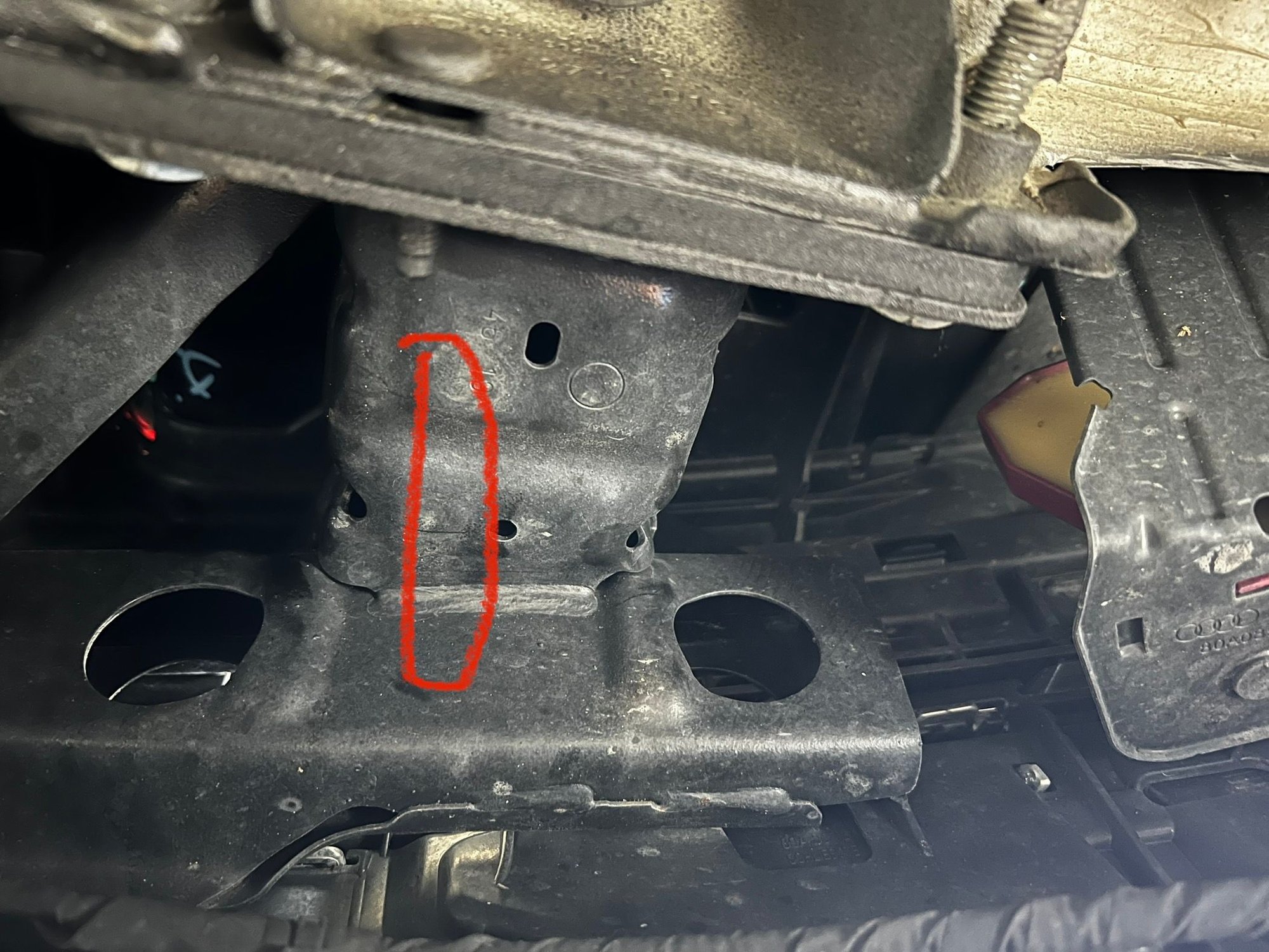 Q5e PHEV Changing rear bumper light module - AudiWorld Forums