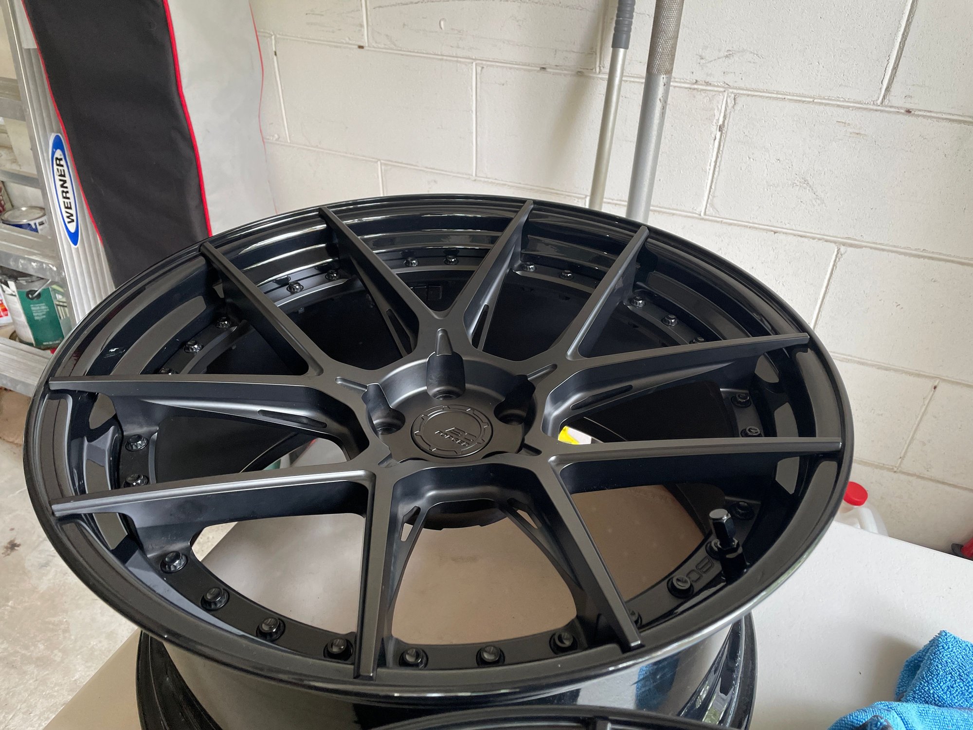 BC Forged - HCA 381S - Matte/Gloss Black two piece 20"x10" - B9 RS5 ...