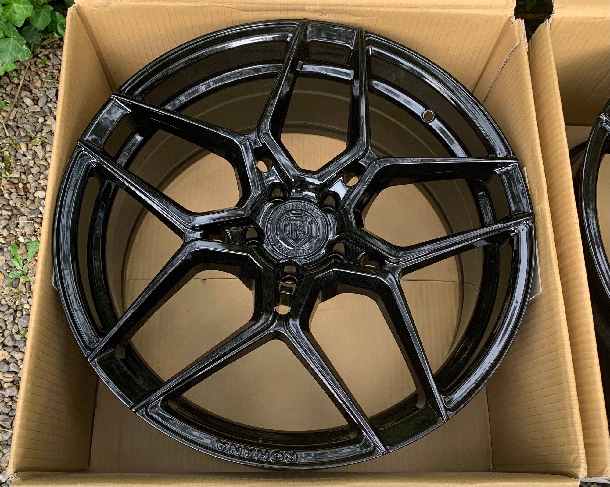 Mint Set!! 20X9 Black ROHANA RFx11 wheels 5x112 Private seller/Half off ...