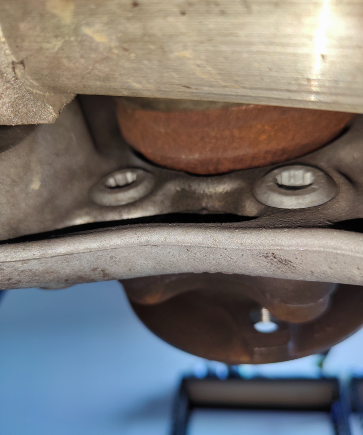 Help removing 2 lower bolts rear wheel bearing - AudiWorld Forums