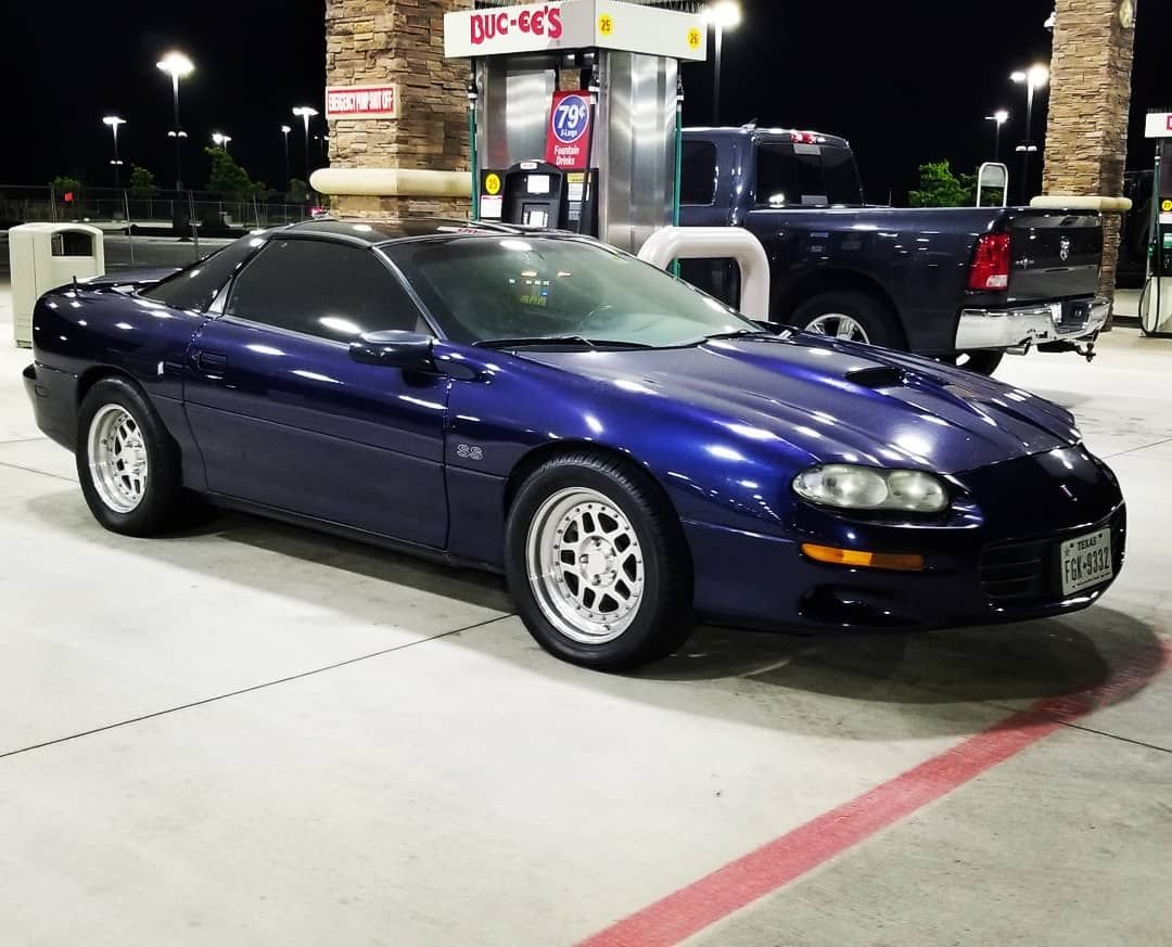 Help!! Trying to fit Bogart 16x10 RR10's on the rear of my C5 and I'm ...