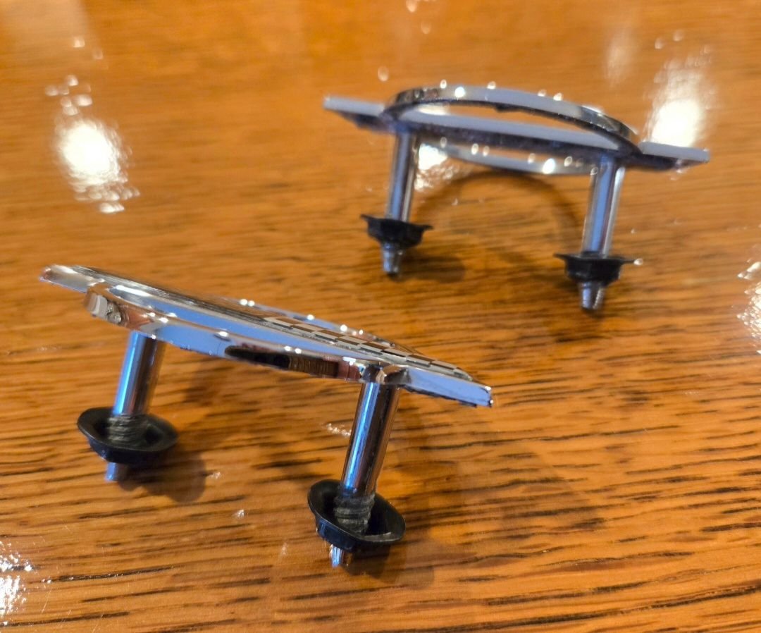 FS (For Sale) 1996 Collector Edition Hood Side Emblems - CorvetteForum ...