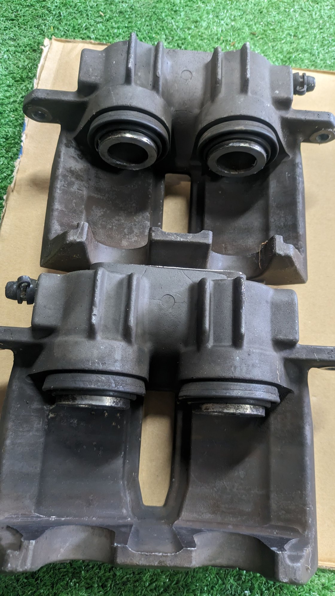 FS (For Sale) C5 Front Brake Calipers - To Convert c4 to C5 Calipers ...