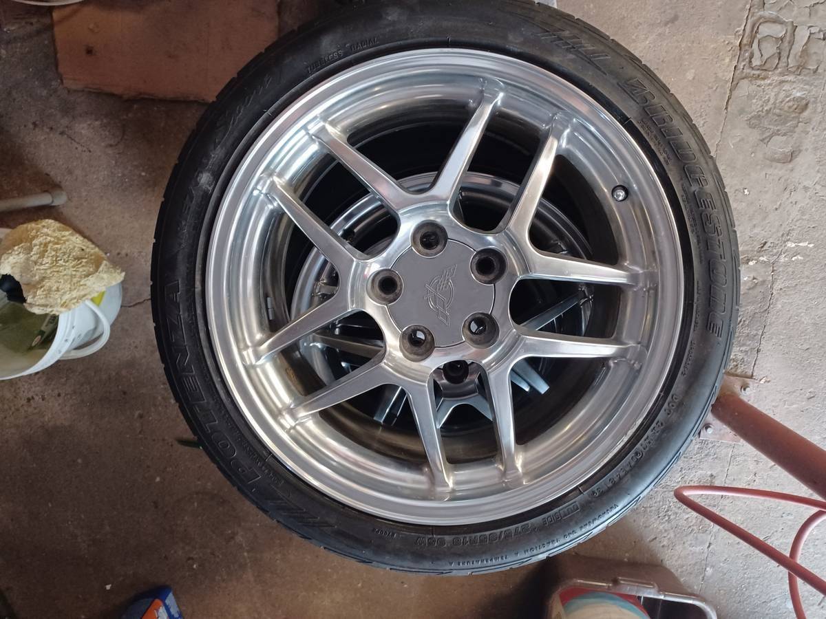 FS (For Sale) Corvette Zo6 Wheels and Tire Set C5 (aftermarket ...