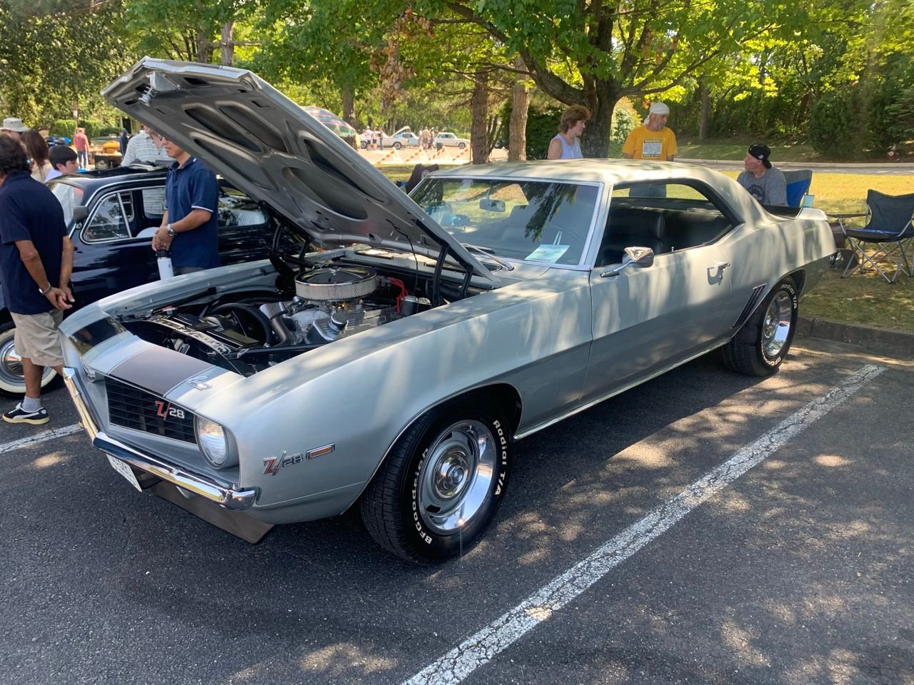 Custom C8 Hood? This C8 looked pretty modded on the outside + bunch of ...