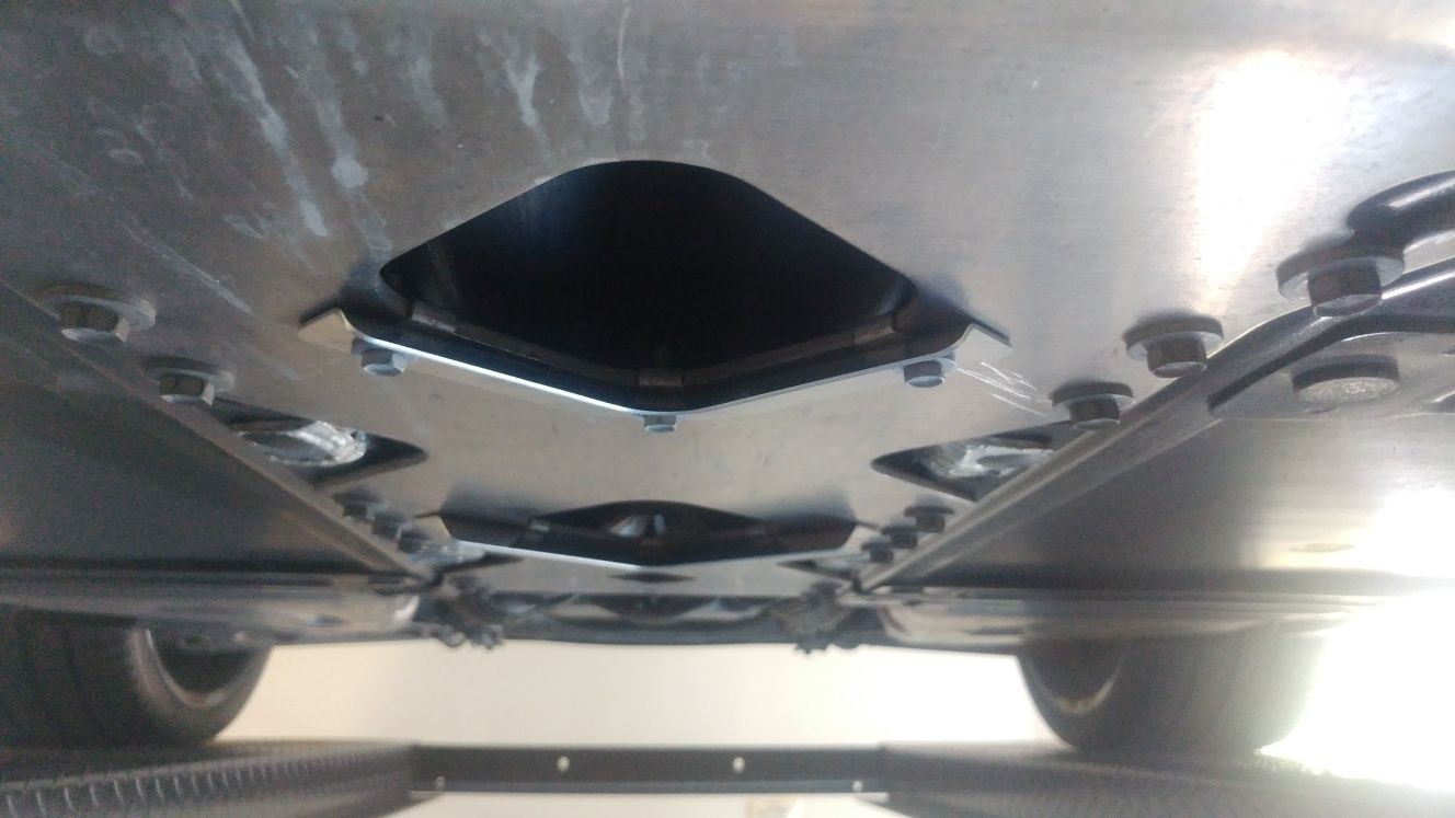 C7 ZR1 exhaust cooling deflector plates - CorvetteForum - Chevrolet ...