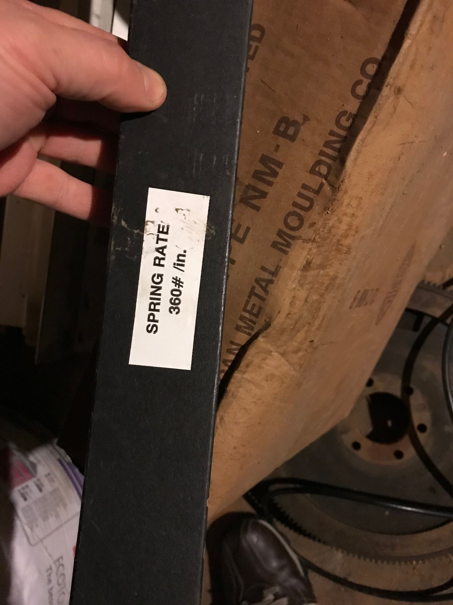 Help with Fiberglass rear spring missing parts - CorvetteForum ...