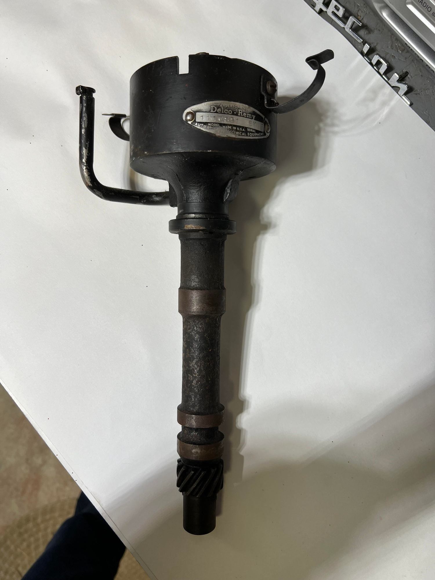 FS (For Sale) early 1957 distributor 1110891 - CorvetteForum ...