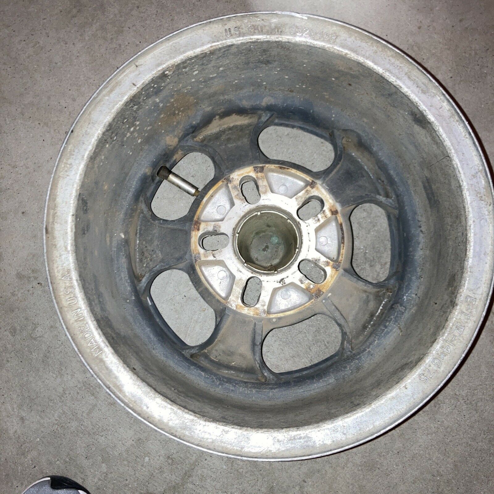 old Keystone mag wheels proper installation. - CorvetteForum ...