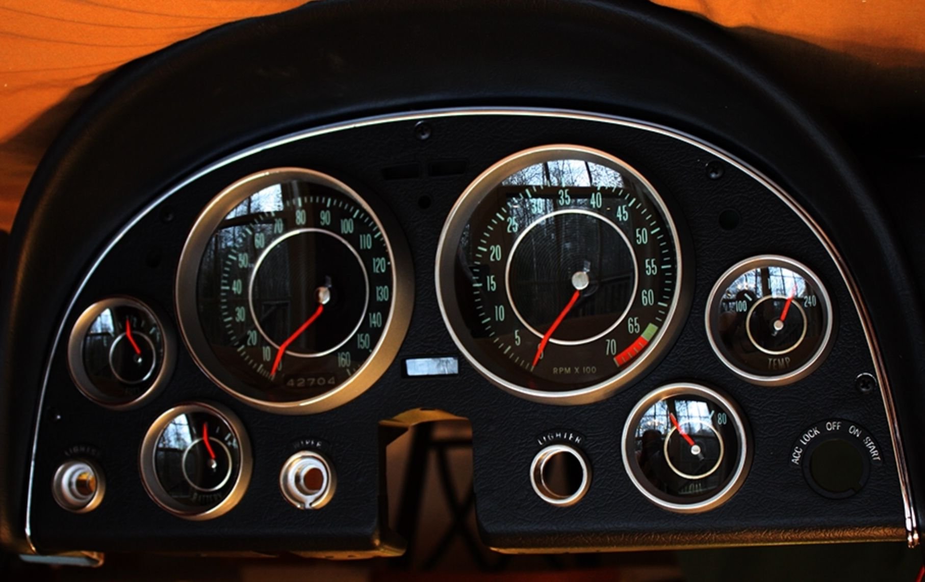 C2 Post pics of your restored, or aftermarket gauges/cluster - Page 2 ...