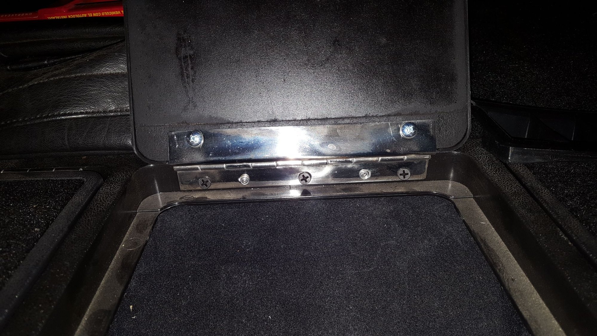 rear storage compartment light question - Page 2 - CorvetteForum ...