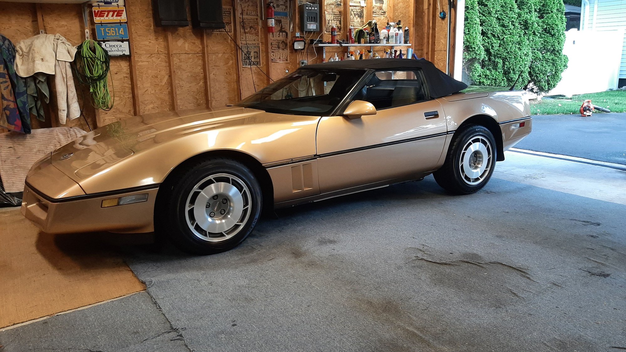 FS (For Sale) 1987 Convertible/ rare metallic gold - CorvetteForum ...