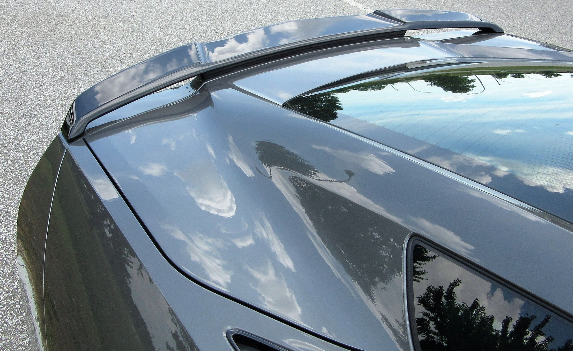 Rear spoiler - CorvetteForum - Chevrolet Corvette Forum Discussion