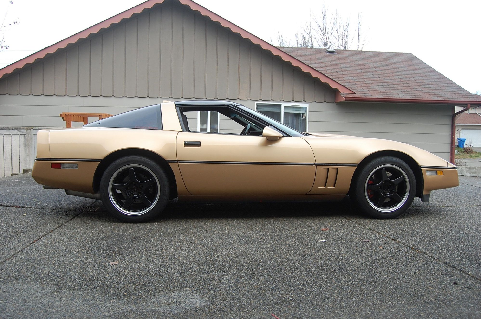 looking for pics of gold painted c4 with custom wheels, - CorvetteForum ...