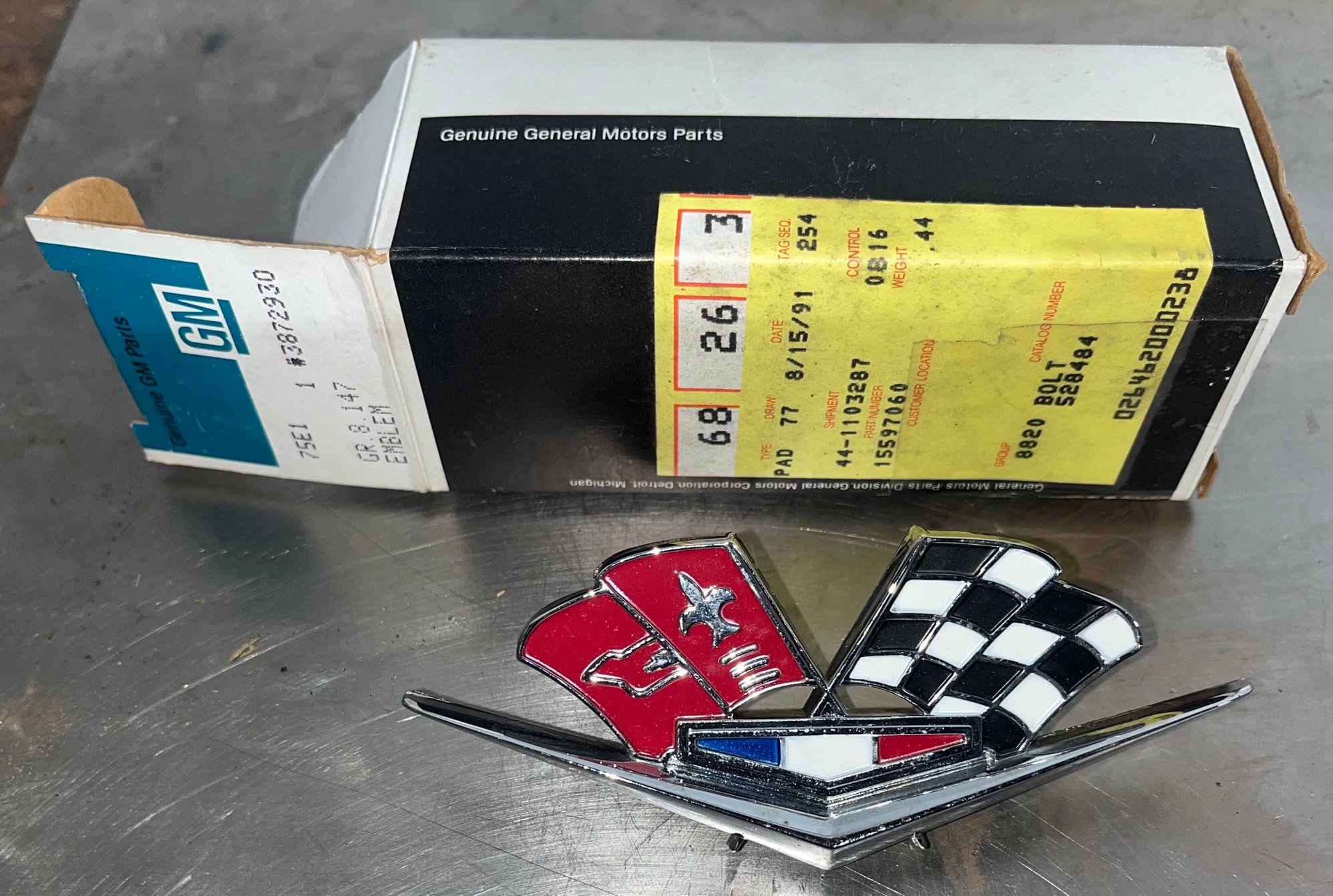 FS (For Sale) 3872930 NOS Nose Emblem - CorvetteForum - Chevrolet ...