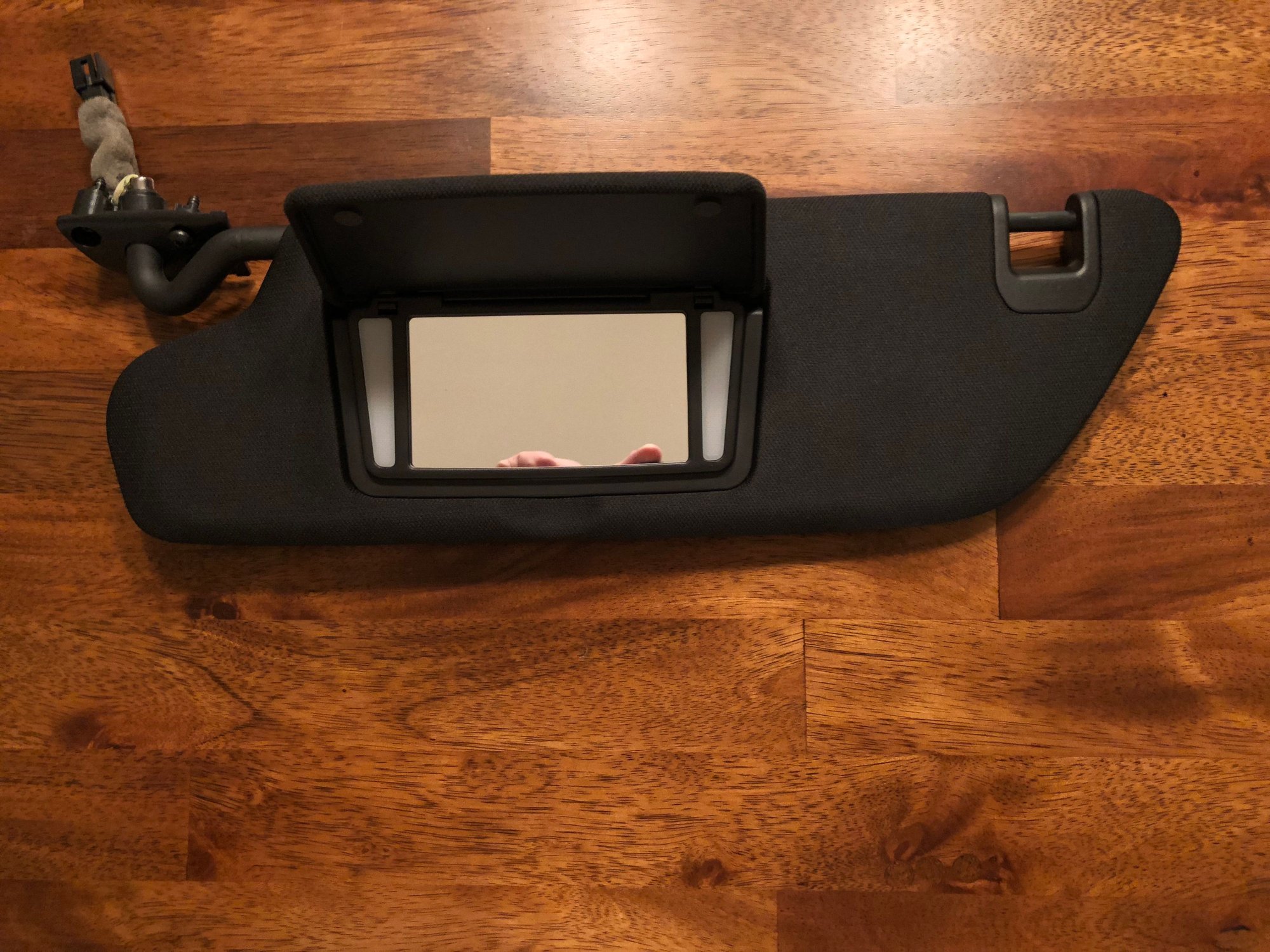FS (For Sale) 2014-2018 C7 Corvette Genuine GM LH Sun Visor with ...