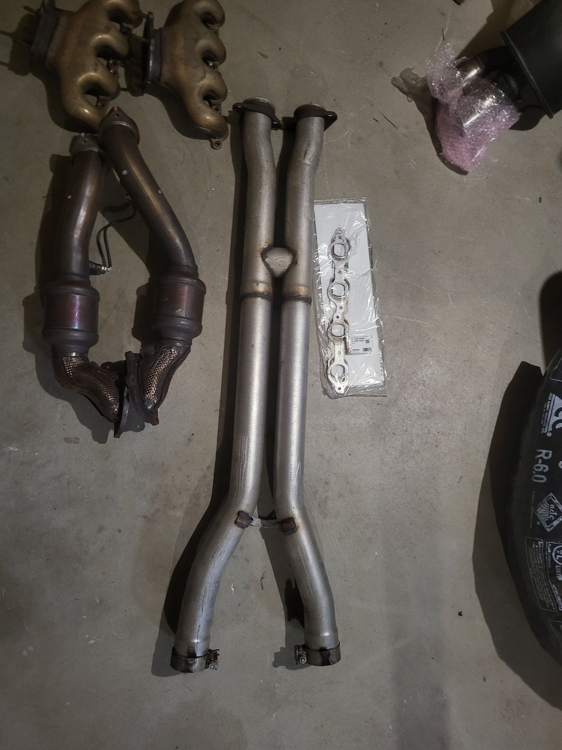 FS (For Sale) C6 z06 OEM H pipe, CATS & EXHAUST MANIFOLDS! 5300 MILES ...