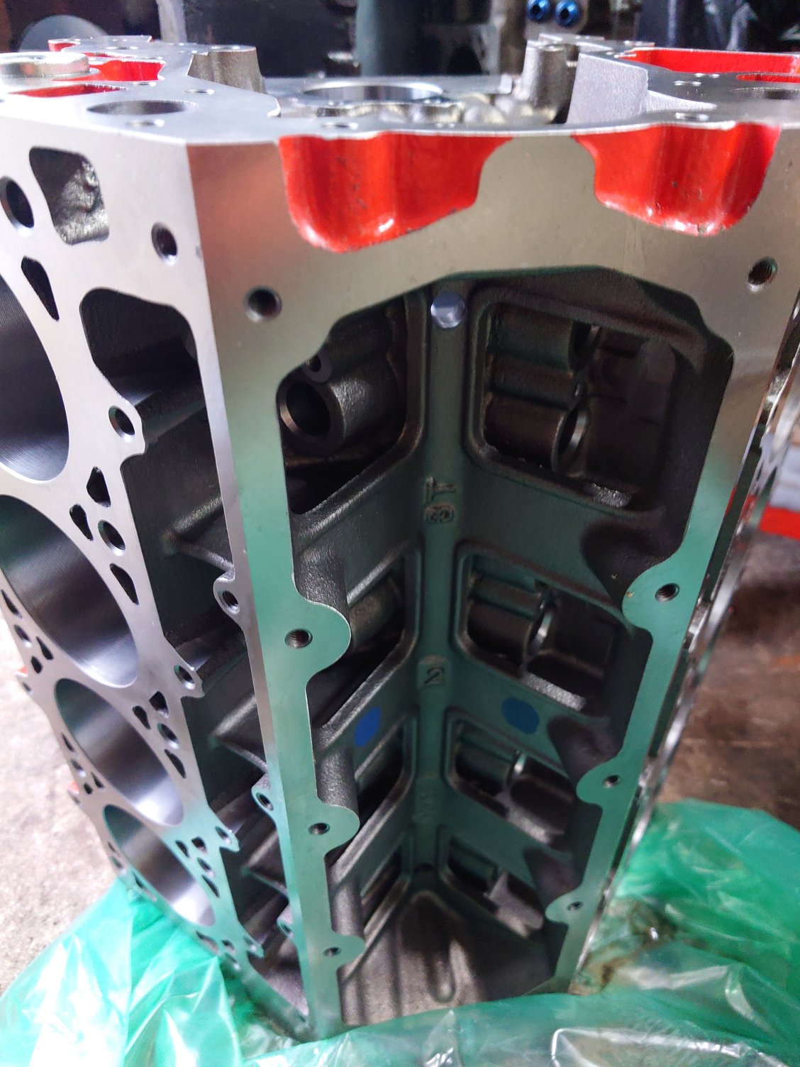 FS (For Sale) NEW GM LSX Std Deck Block w/ ARP Mains - CorvetteForum ...
