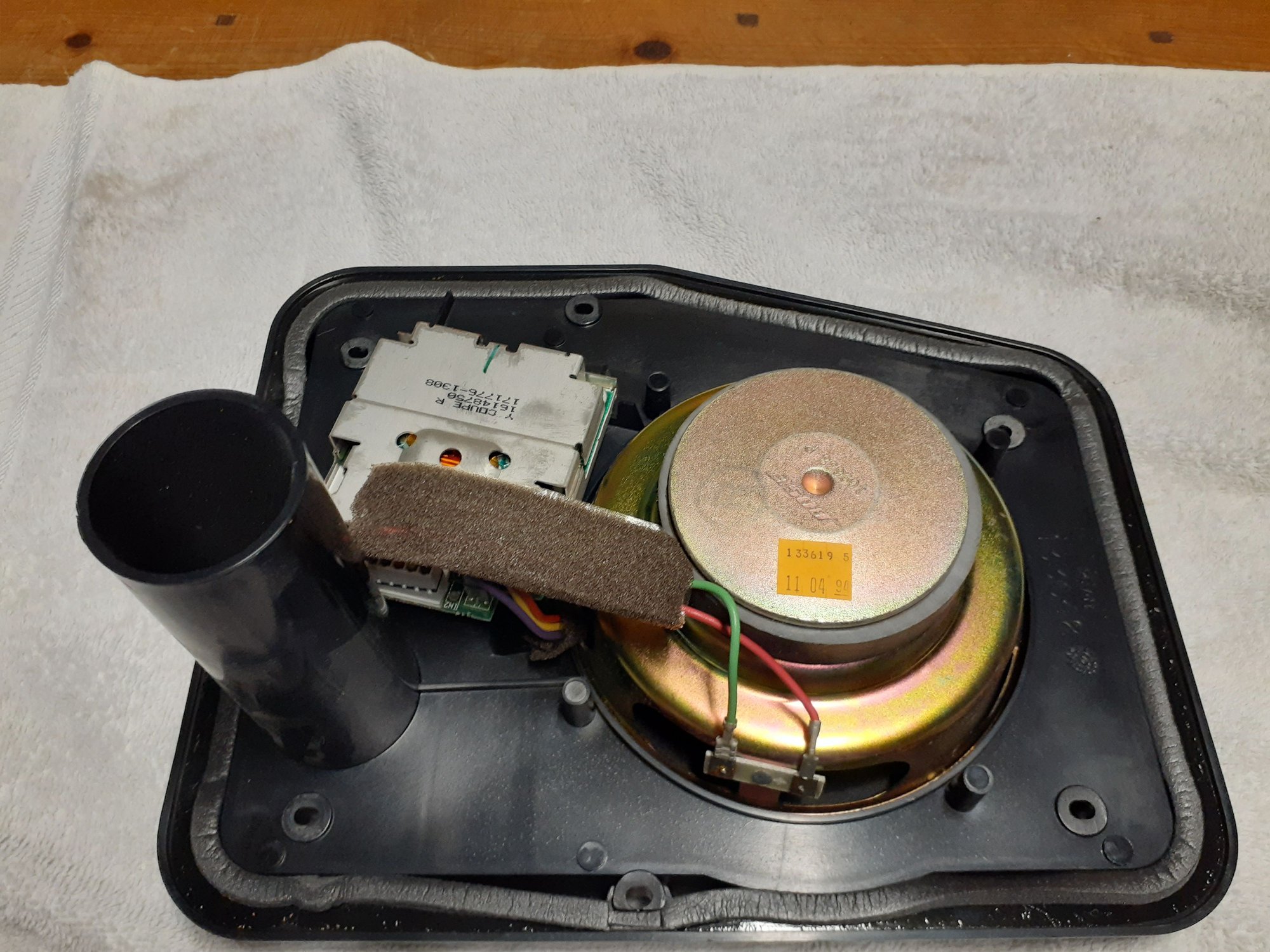 FS (For Sale) Nearly mint OEM all factory Bose speakers with amps for ...