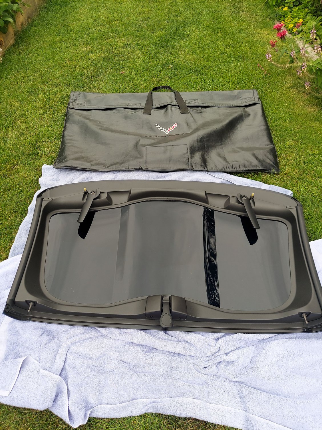 FS (For Sale) Transparent c7 Roof - CorvetteForum - Chevrolet Corvette ...