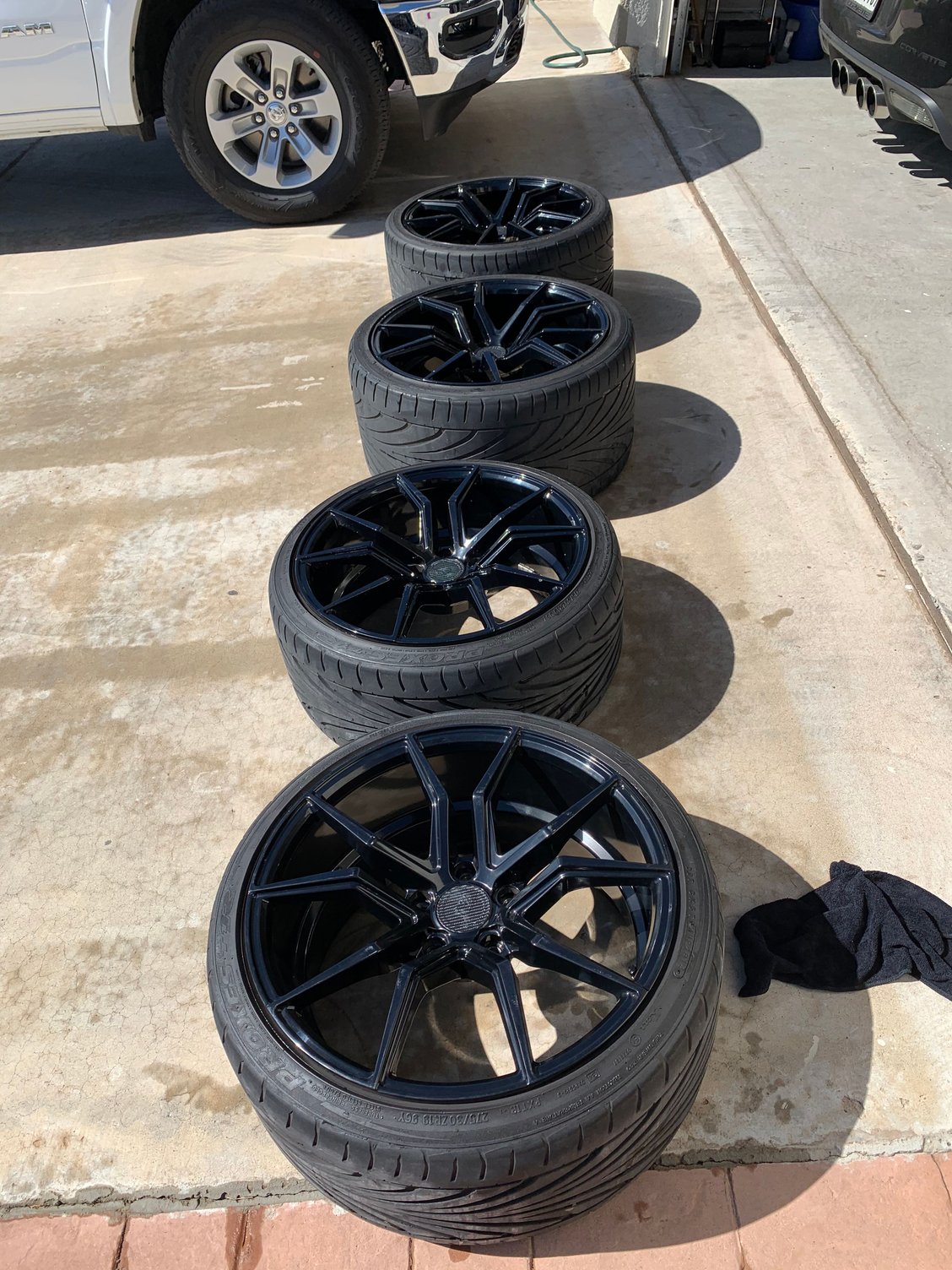 FS (For Sale) XO Verona Wheels - CorvetteForum - Chevrolet Corvette ...