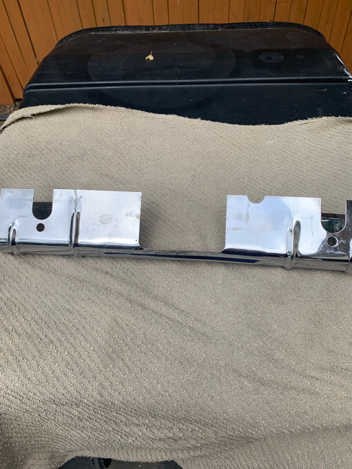 FS (For Sale) 62/63 right side horizontal ing. Shield - CorvetteForum ...