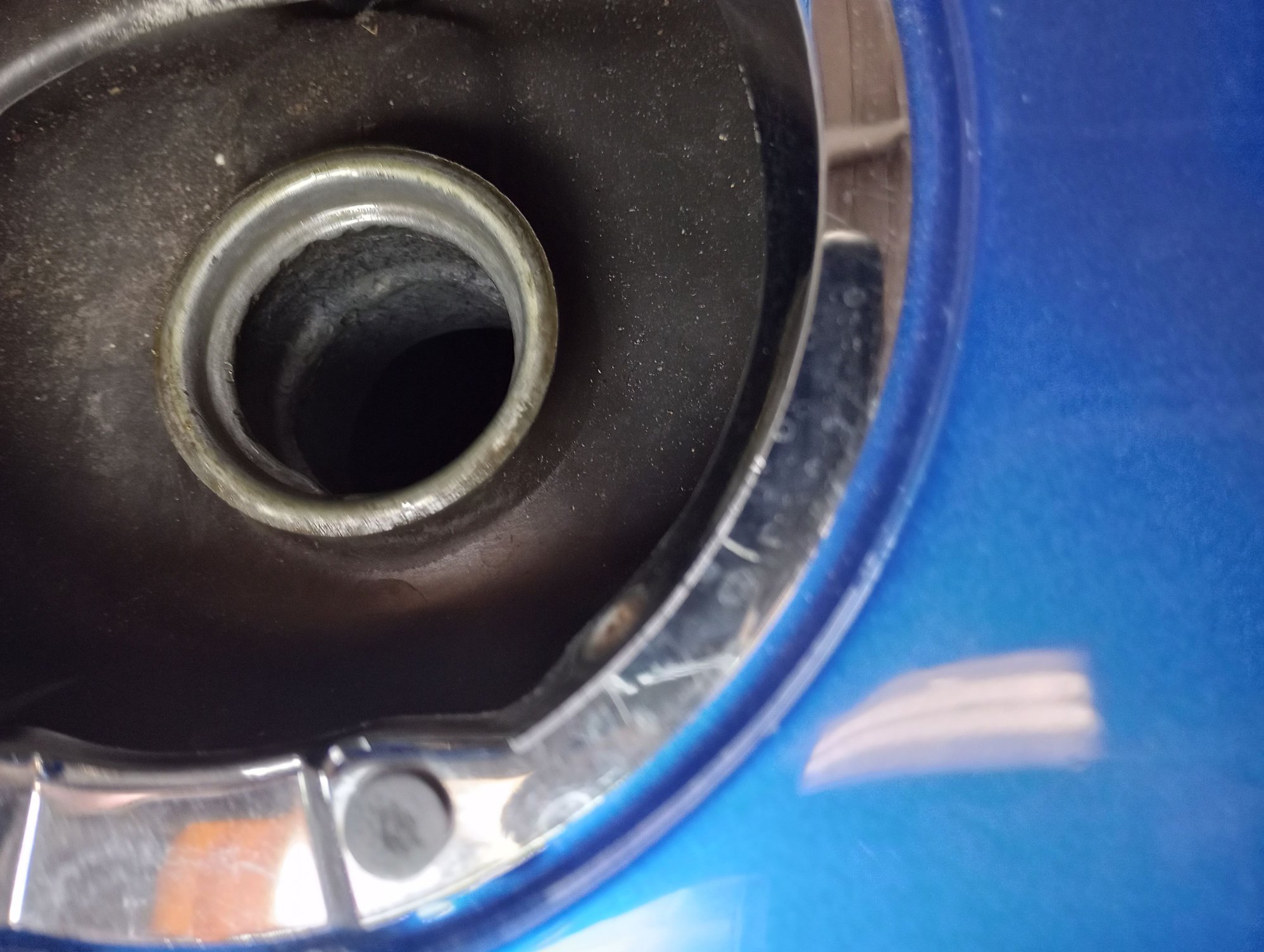 1975 gas inlet picture required - CorvetteForum - Chevrolet Corvette ...