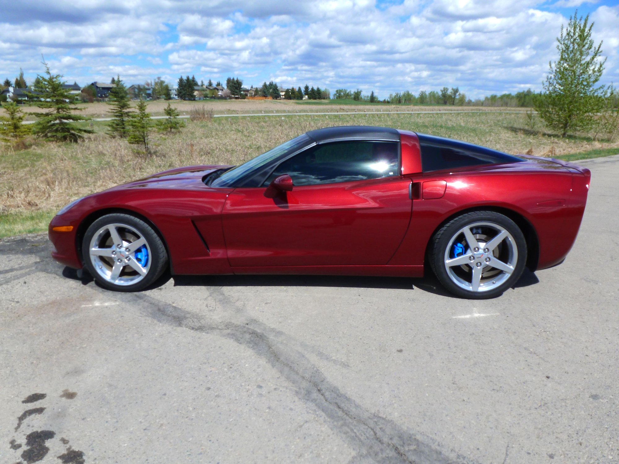 Crystal Red Metallic vs. Monterey Red - CorvetteForum - Chevrolet ...