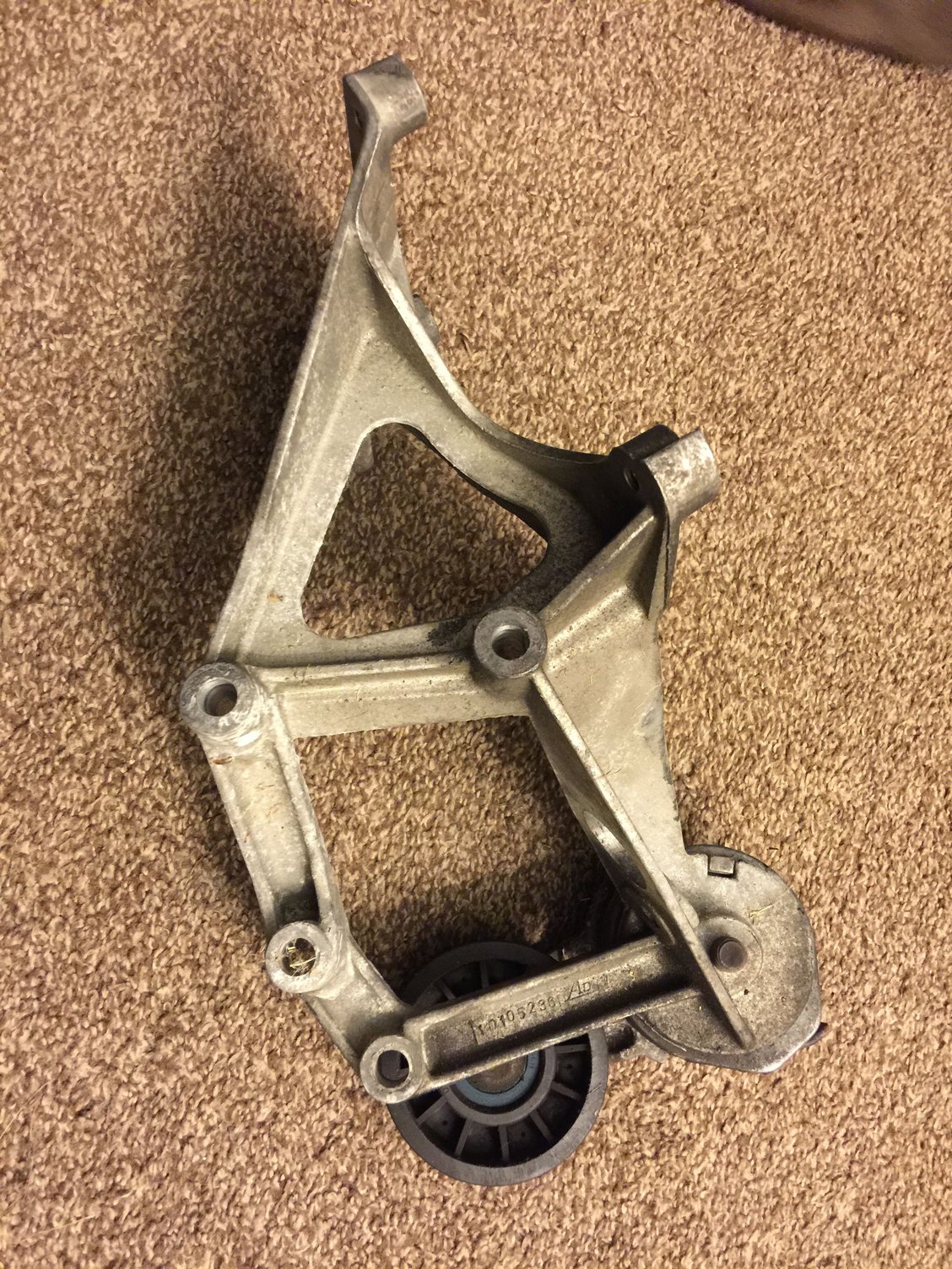 1988 c4 a/c bracket - CorvetteForum - Chevrolet Corvette Forum Discussion