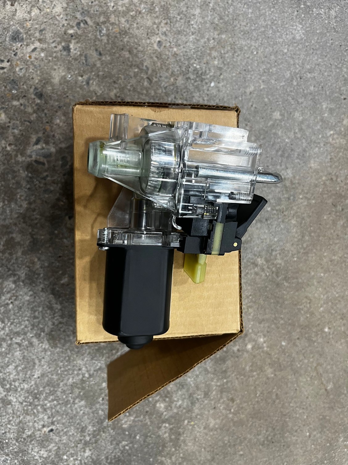 FS (For Sale) GM 25809368 Convertible Tonneau pull down motor ...
