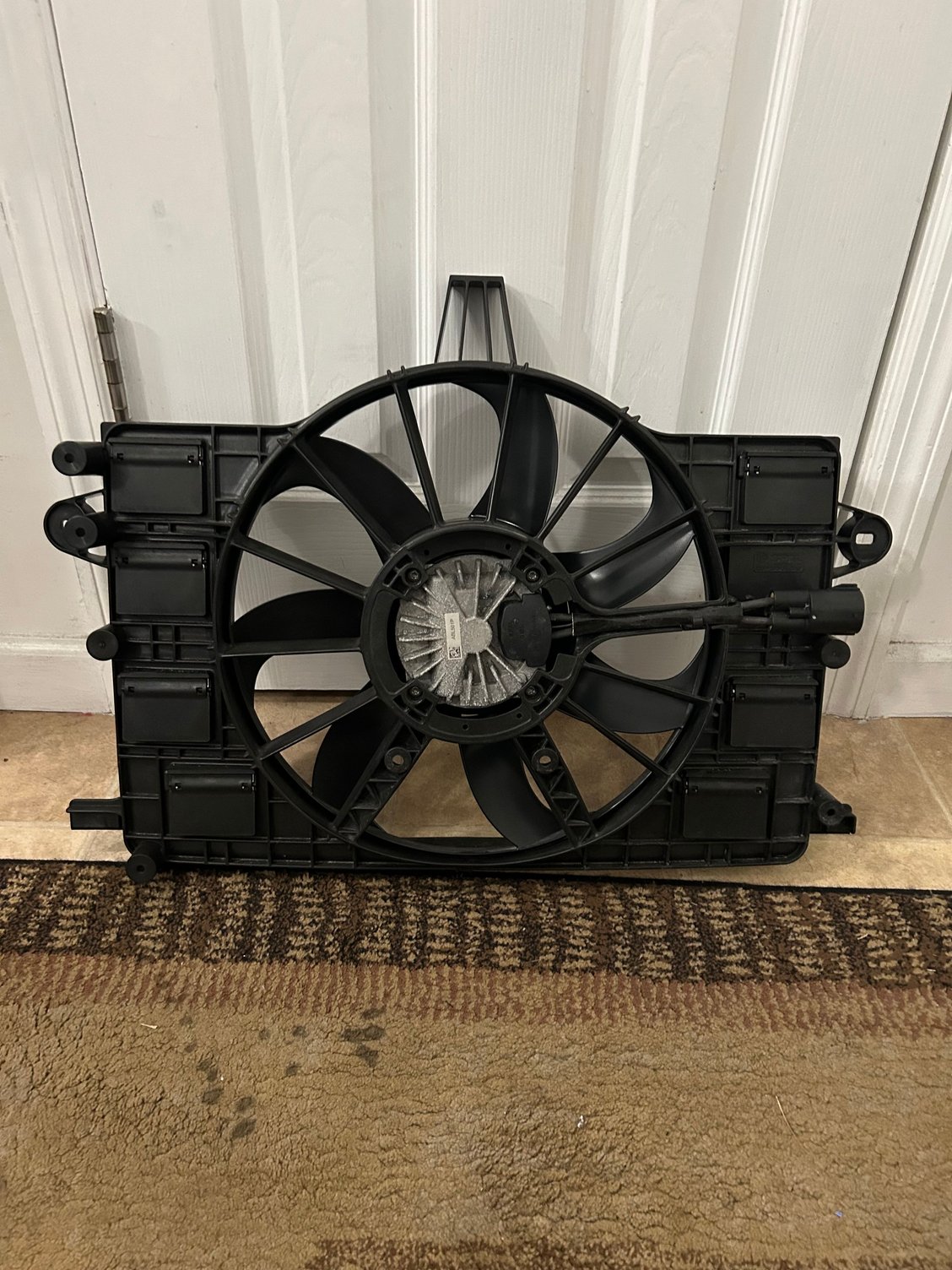 FS (For Sale) C7 CORVETTE OEM 500-watt Radiator Fan - CorvetteForum ...