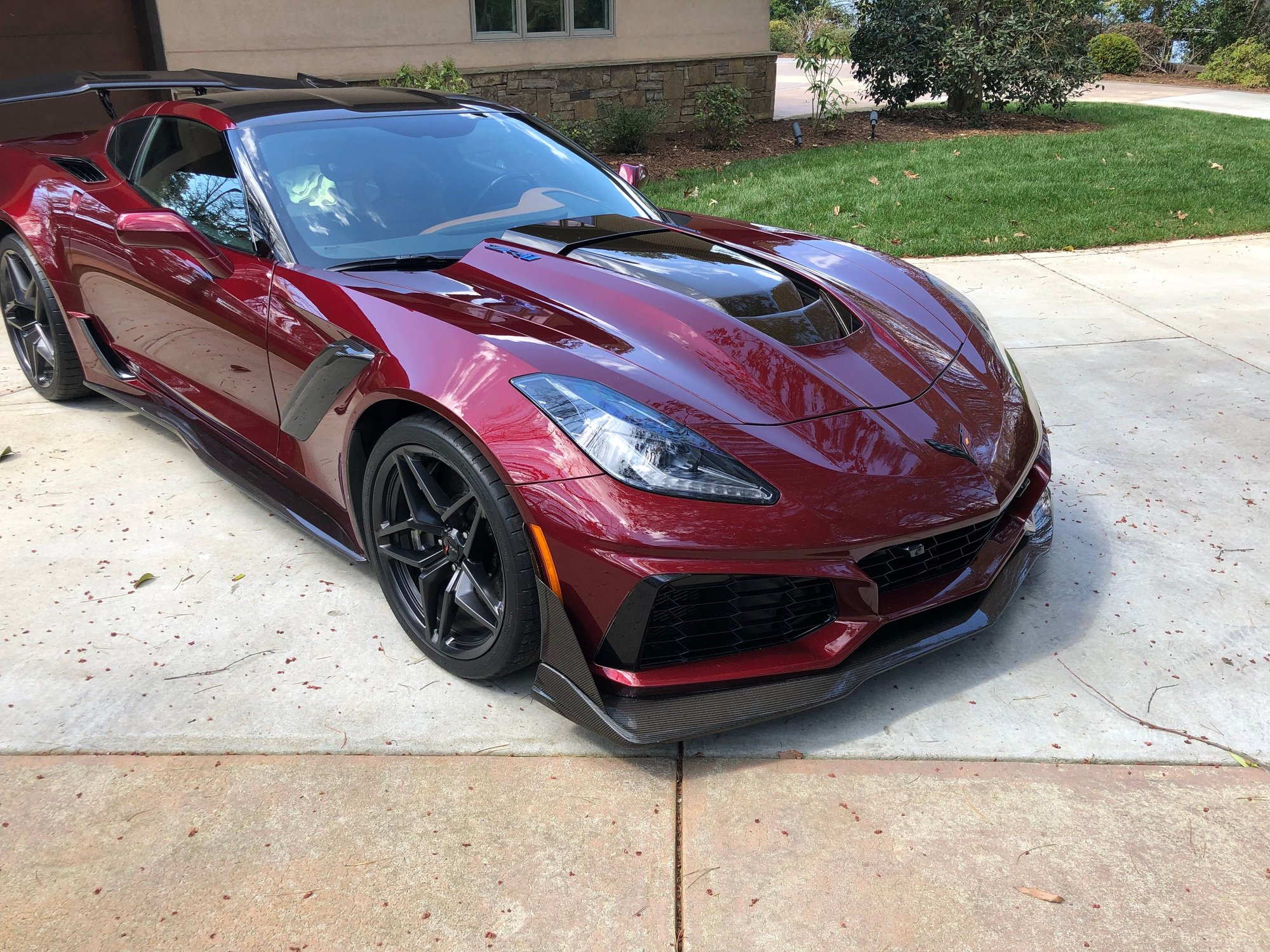 FS (For Sale) 2019 ZR1 3ZR M7 Coupe Long Beach Red - CorvetteForum ...