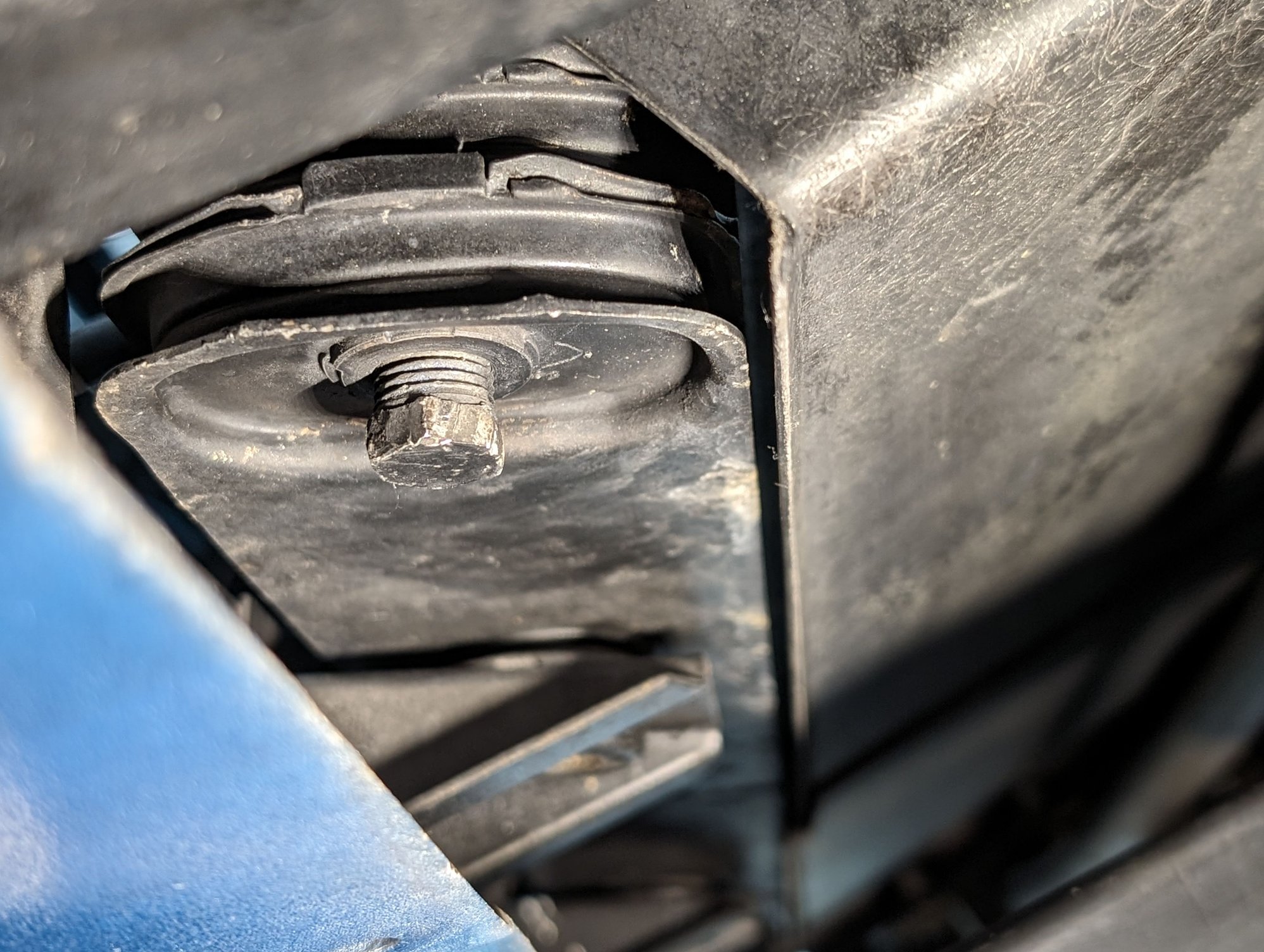 C2 66 radiator drain plug? - CorvetteForum - Chevrolet Corvette Forum ...