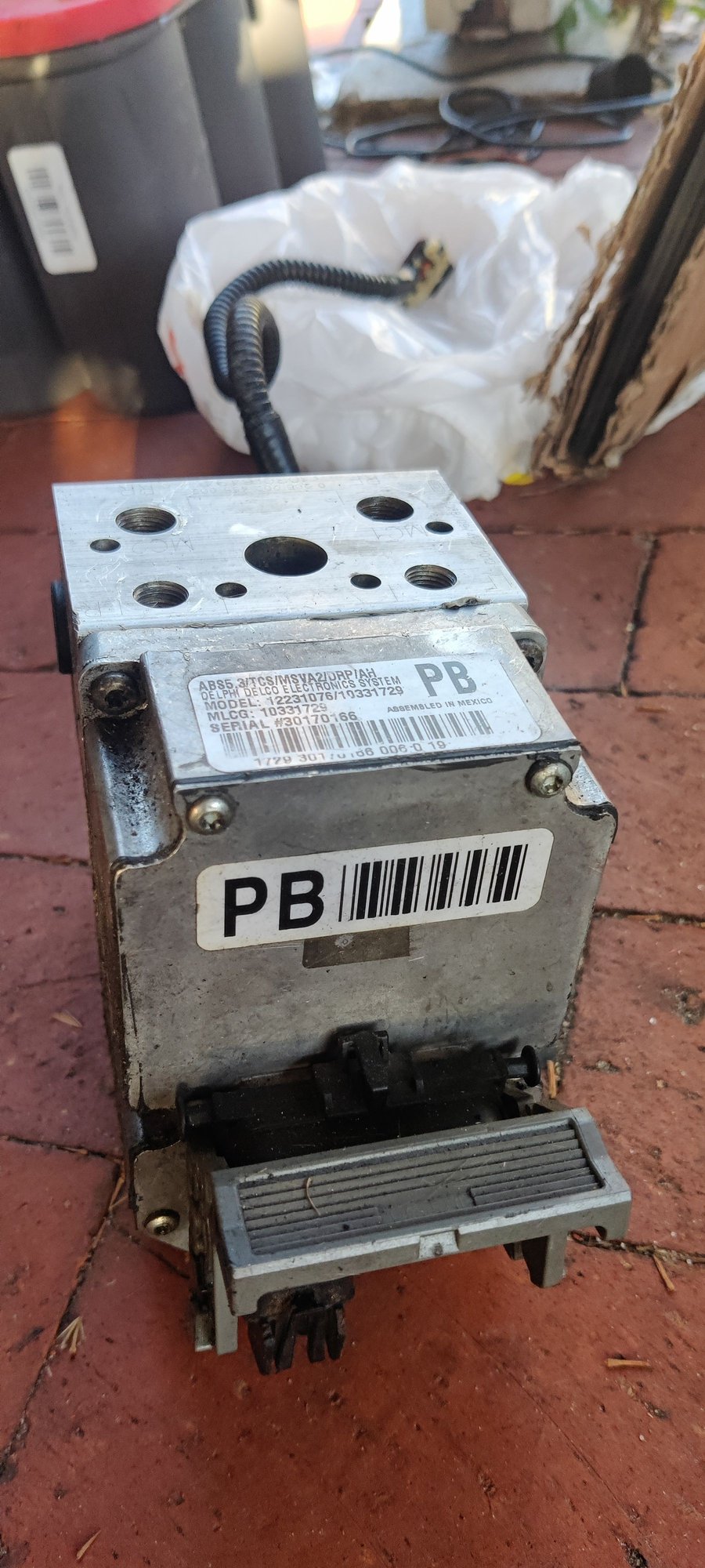 FS (For Sale) C5 early C6 SKF race hubs with extended studs and ECBM ...