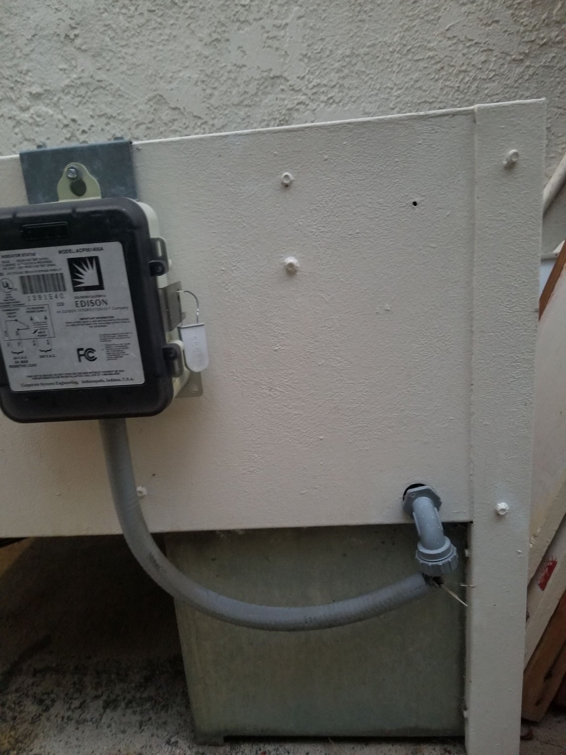 Fan Not Working - Old Magic Chef Air Condensing Unit - DoItYourself.com ...