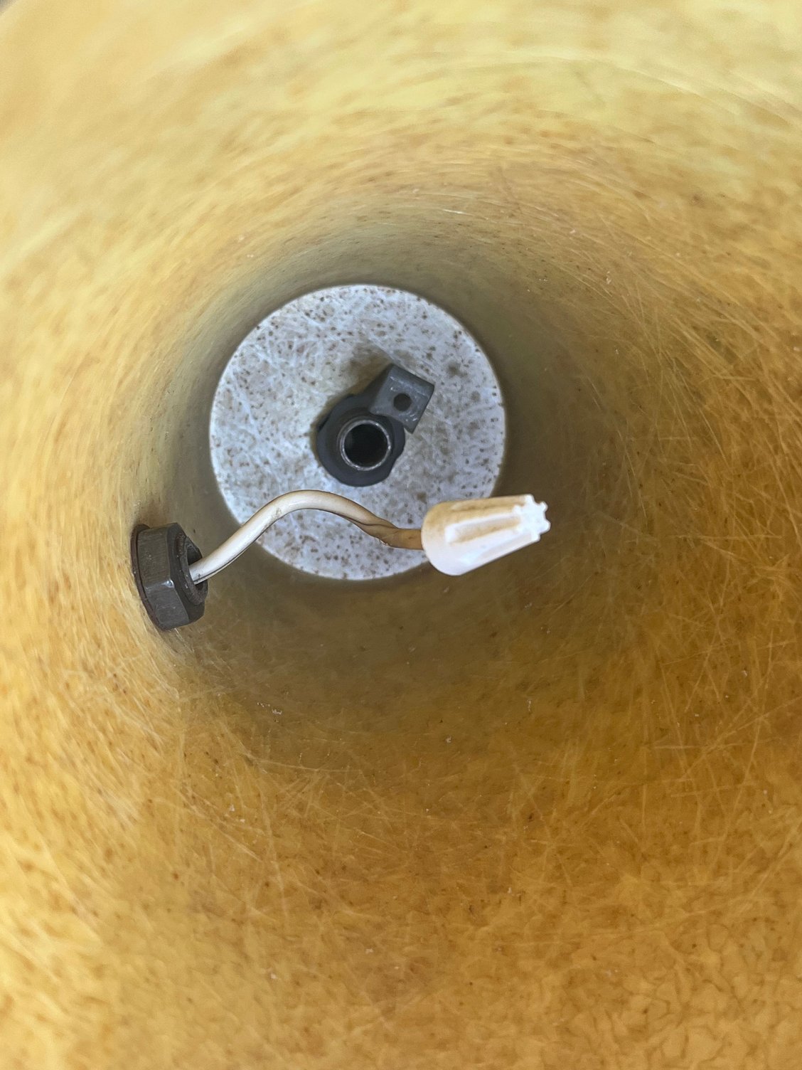 Rewiring MCM tension pole lamp - single socket - DoItYourself.com Community Forums