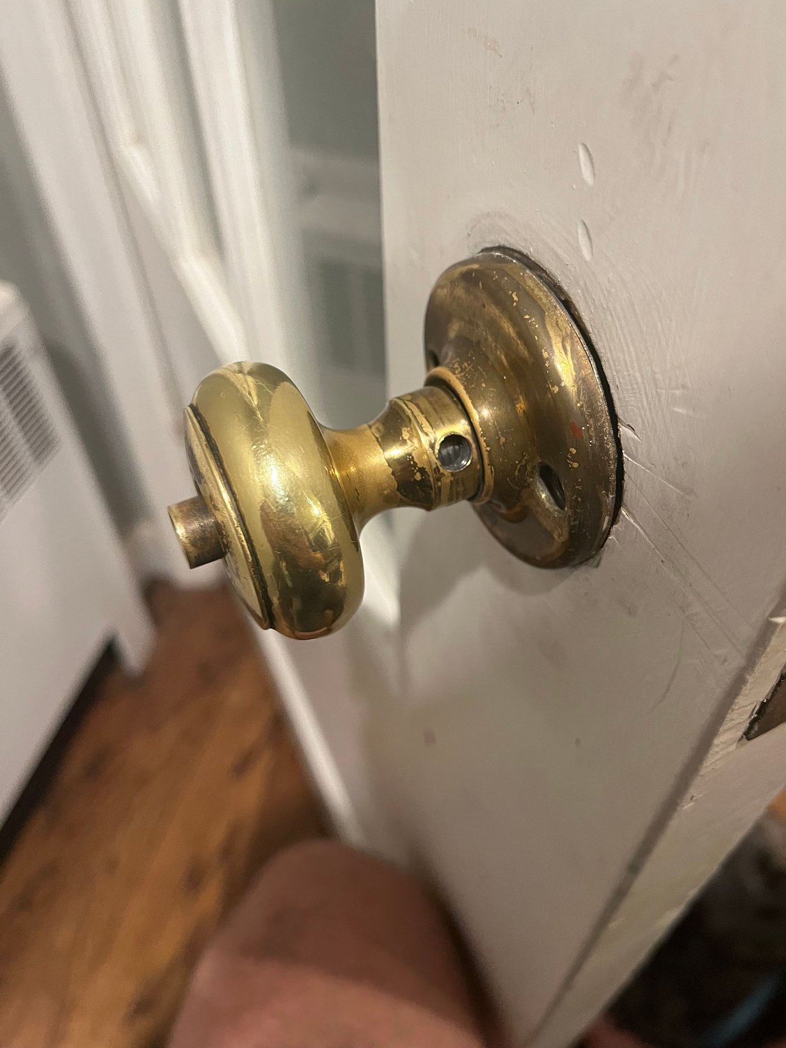 Old handle, no markings, trying to remove - DoItYourself.com Community ...