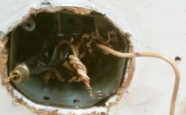 Hooking up ceiling fan. Outlet box has 4 sets of two wires ...