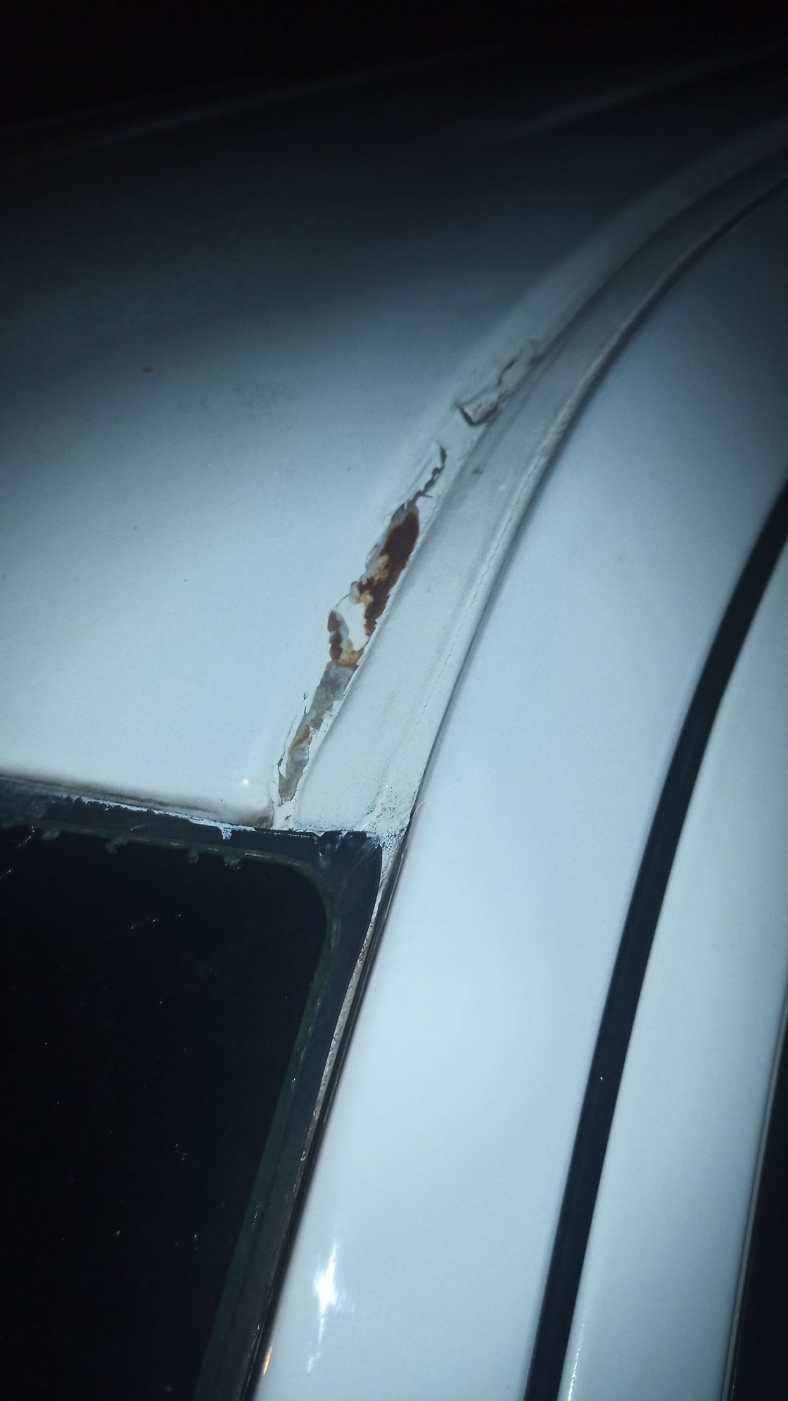 Roof seam rust issue with the paint on a '13 - Ford F150 Forum ...