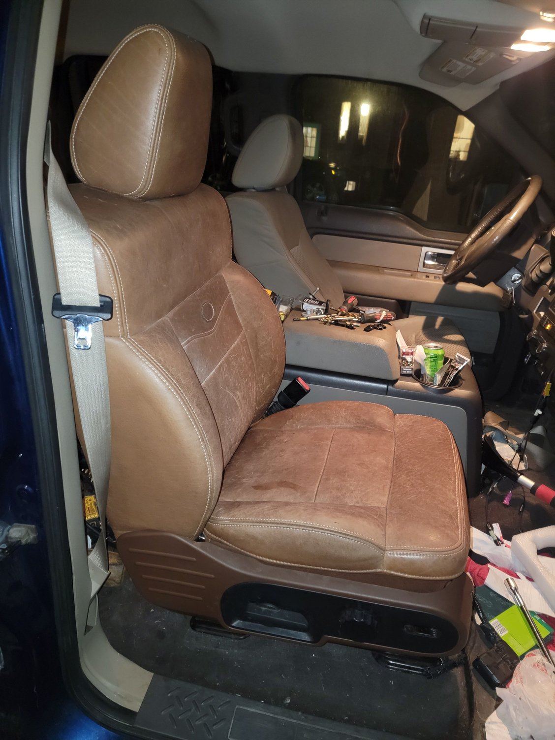2008 King Ranch supercrew seats into 2010 supercrew - Ford F150 Forum ...
