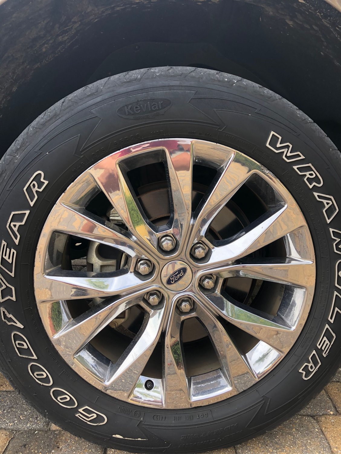 Southeast 17 King ranch OEM wheels w/tpms - Ford F150 Forum - Community ...